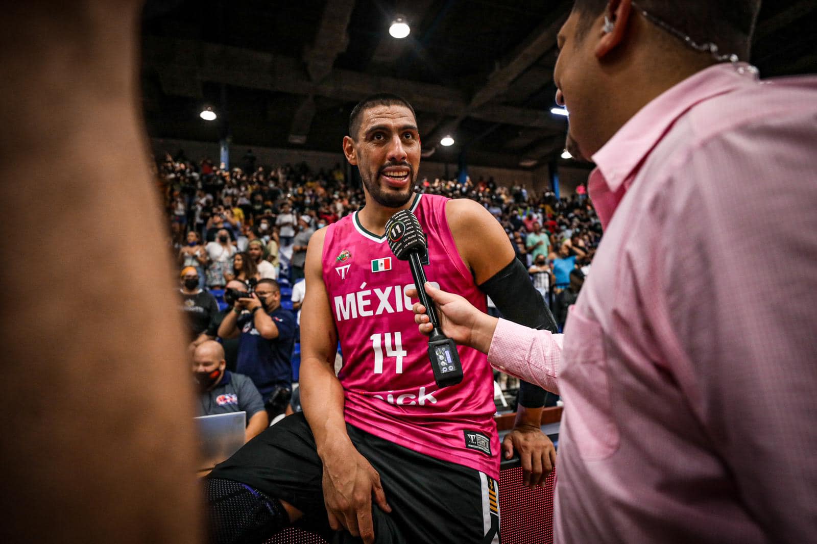 Gustavo Ayón consigue el título en Puerto Rico con los Capitanes de ...