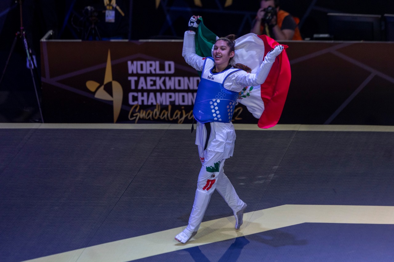 Leslie Soltero hace historia con oro en Mundial de Taekwondo ...