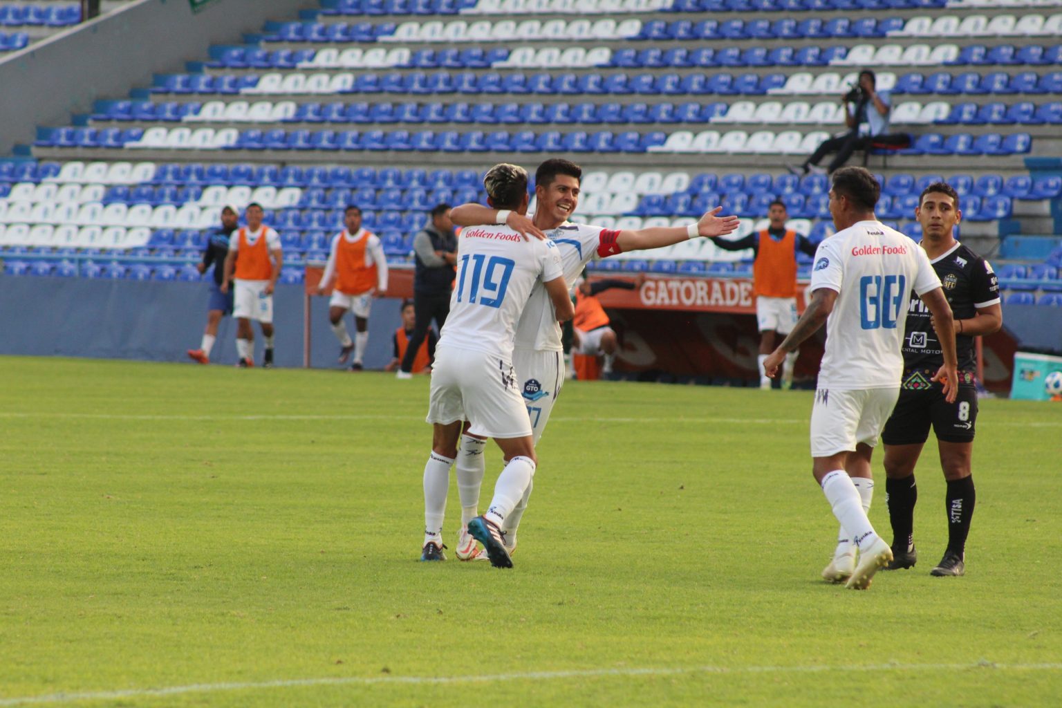 ¡Aúllan! Lobos ULMX consigue su primera victoria del Clausura 2023 ...