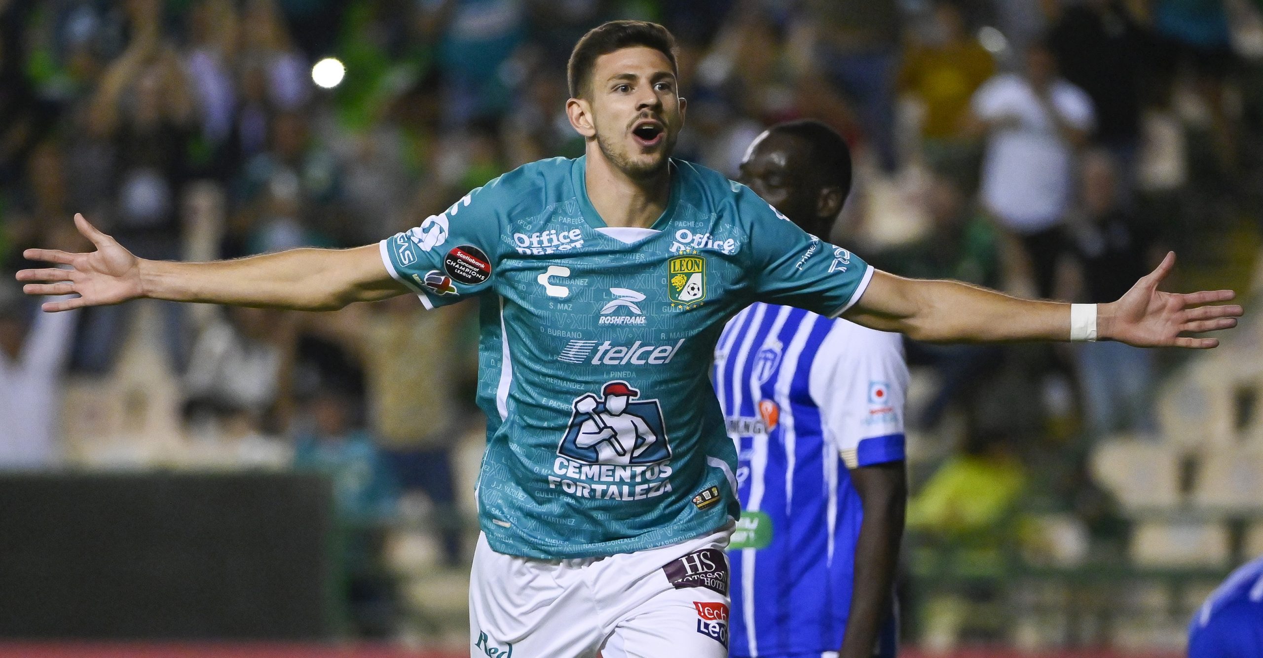 Contundente triunfo de León sobre Violette AC que lo encamina a semis ...