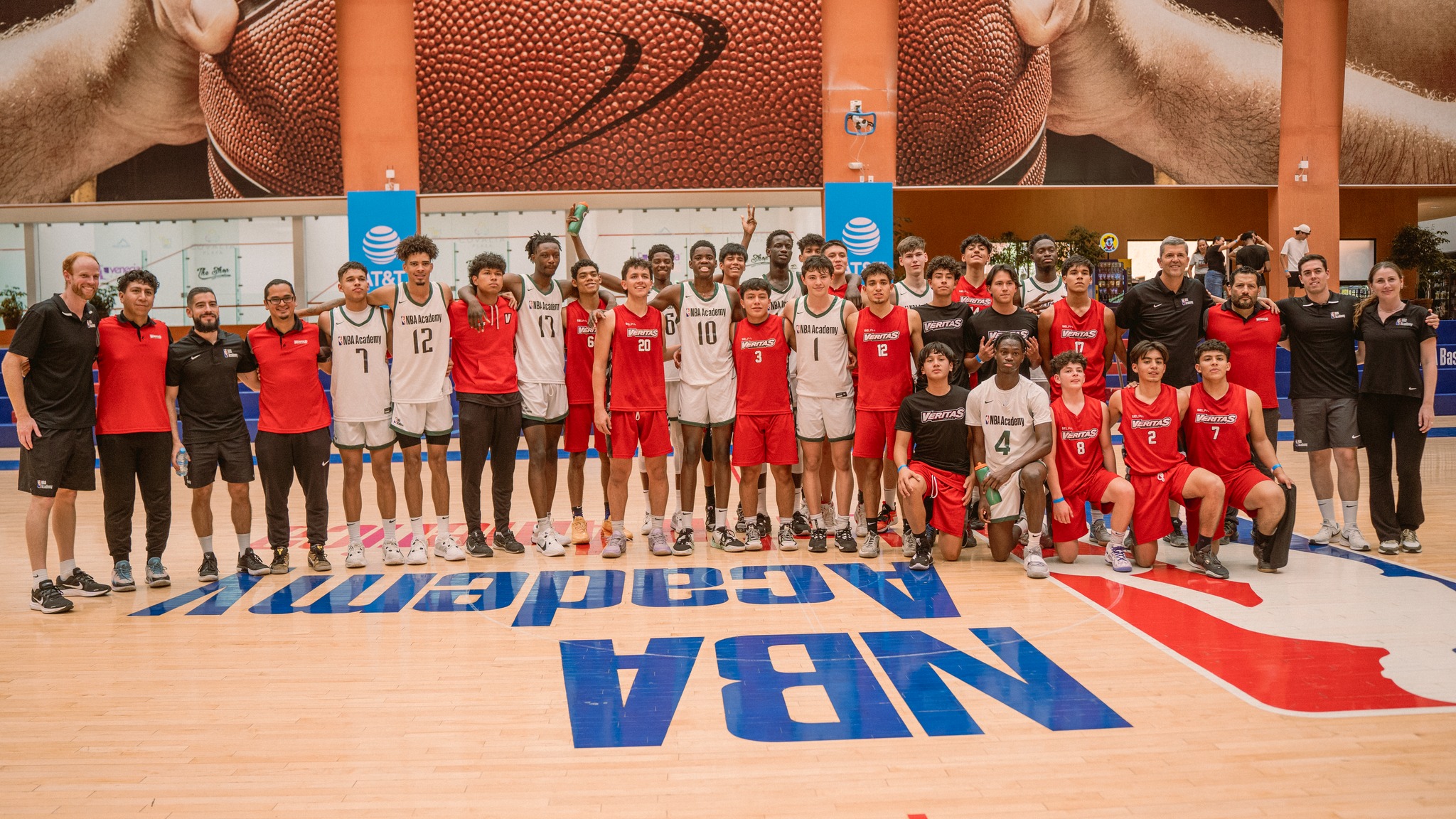 Veritas recibe en Guanajuato capital a la NBA Academy Latinoamérica ...