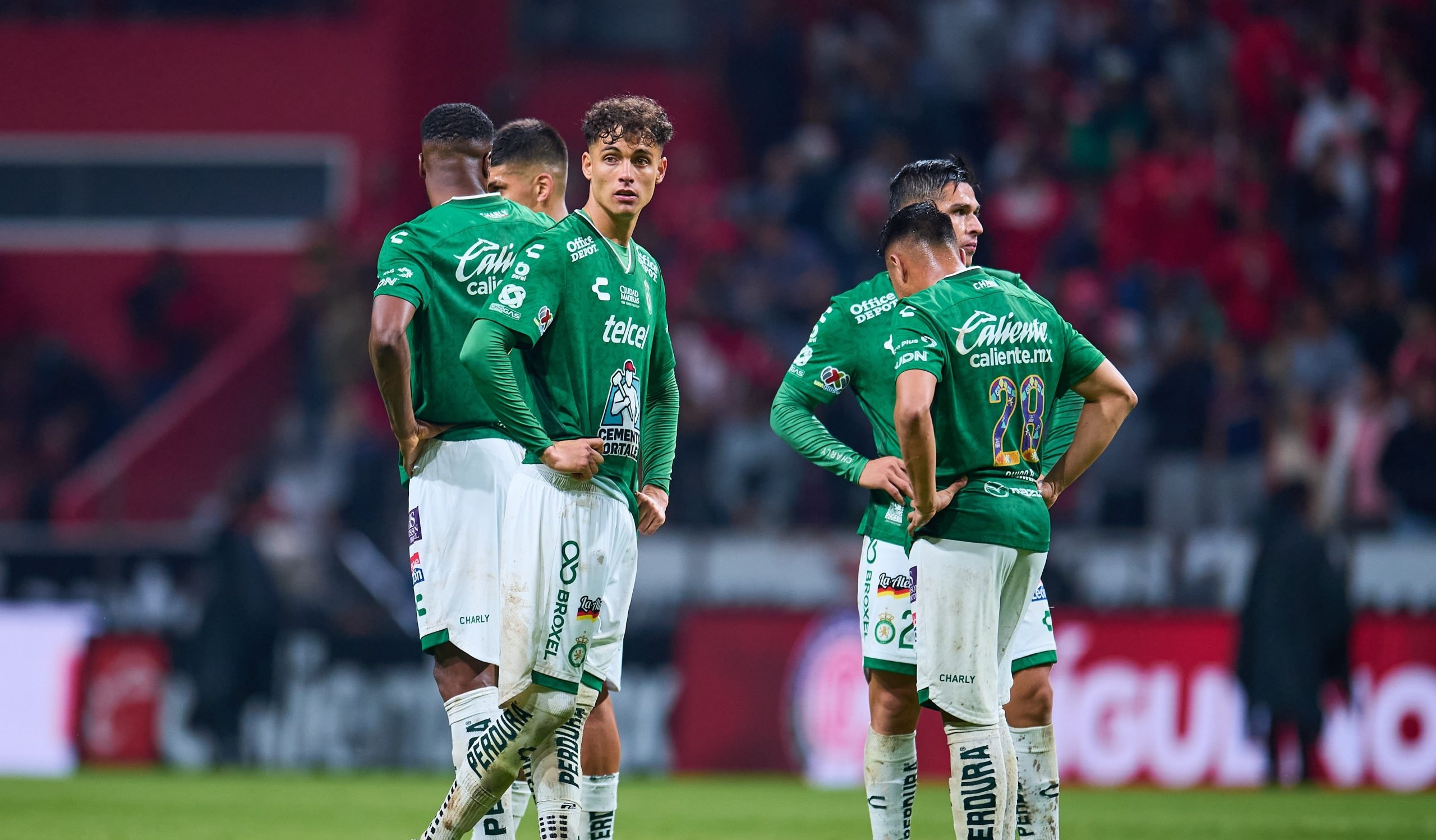 León deja ir el triunfo en Toluca y se complica la vida rumbo al play ...