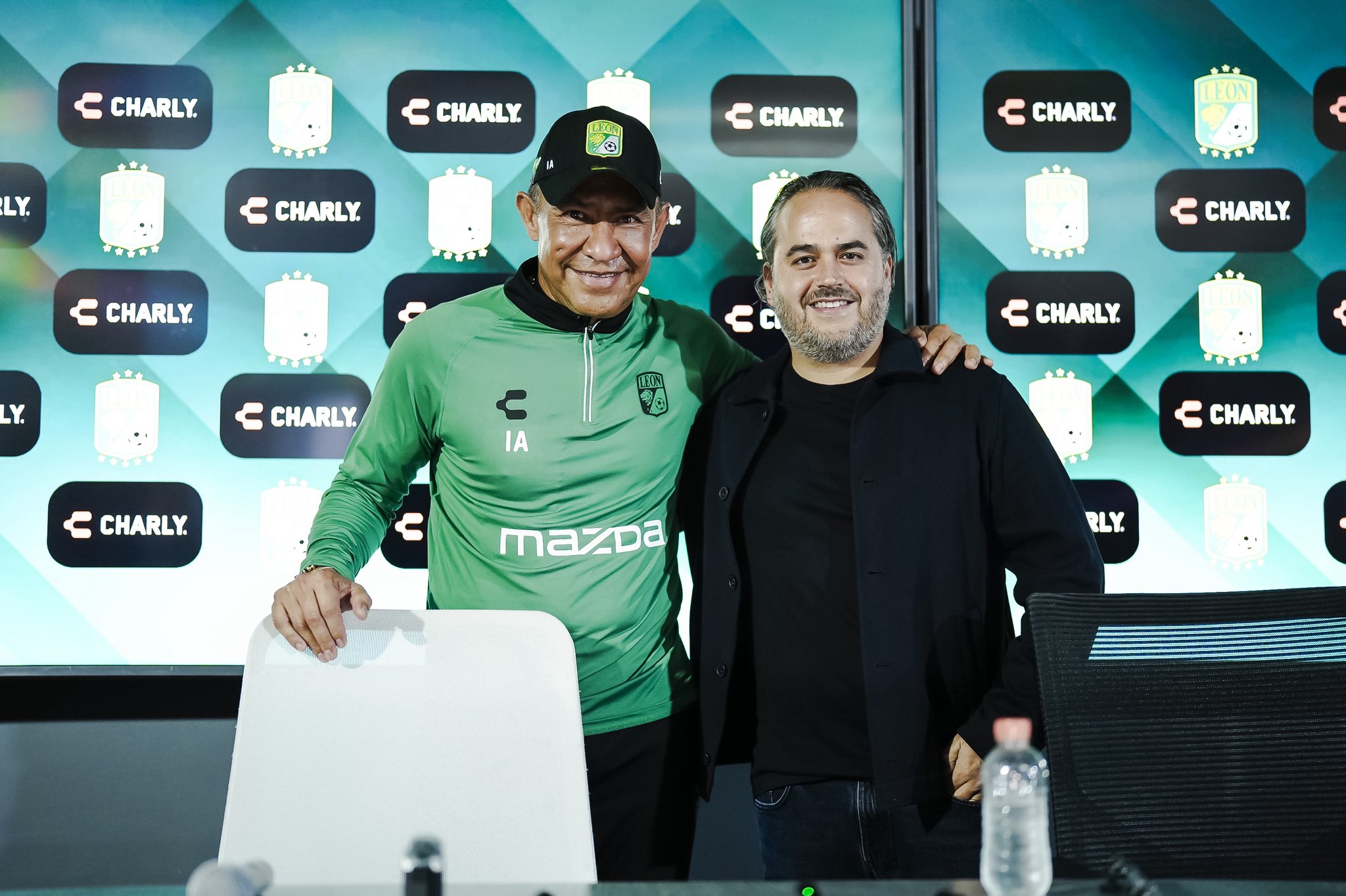 Ignacio Ambriz vuelve a La Fiera para escribir una nueva historia ...